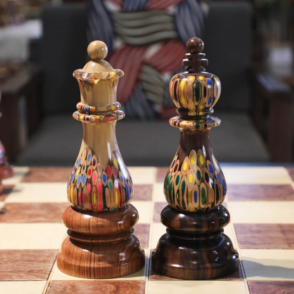 Deluxe Serial of Chess Pieces for Decor - The King & Queen - Henry Le ...